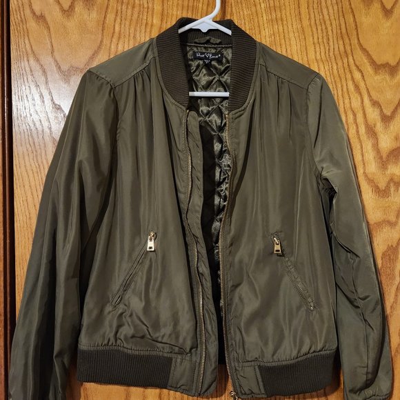 Velvet Heart | Jackets & Coats | Bomber Jacket | Poshmark